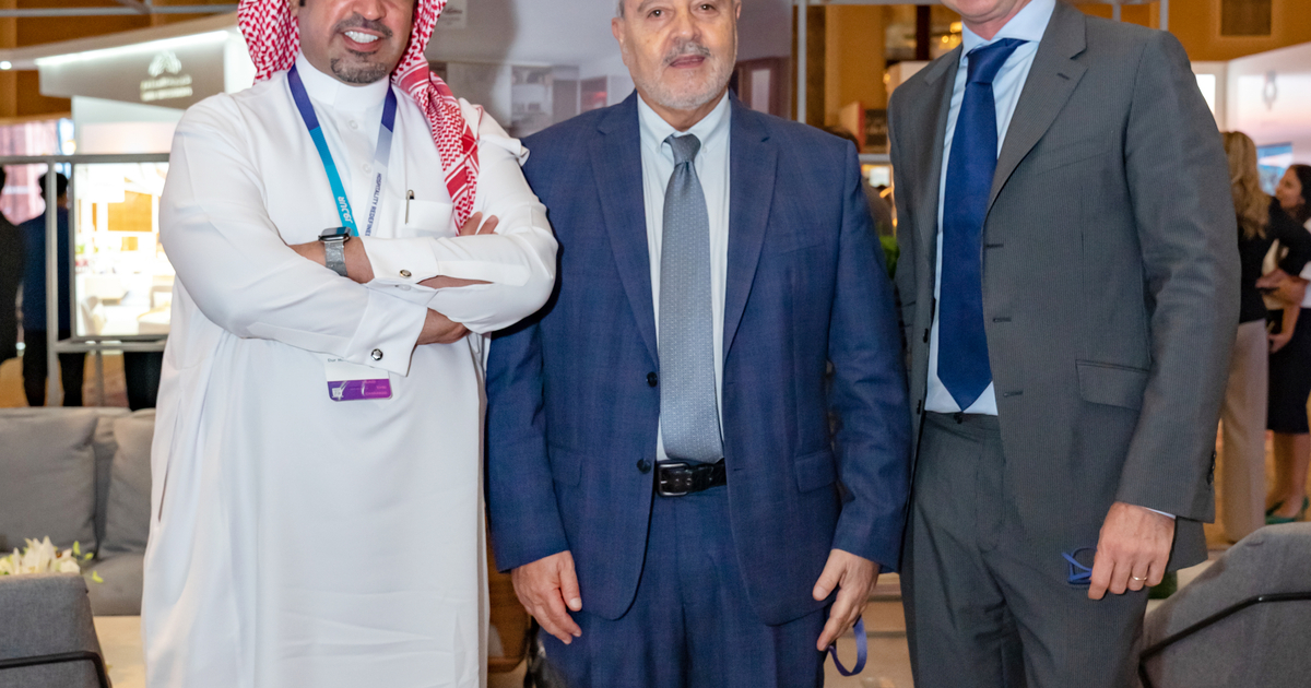 Dur Hospitality signs a cooperative agreement with the Saudi Food Bank ...